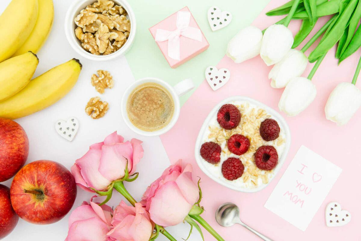 Ce sa mananci in timpul menstruatiei: Alimente care reduc balonarea si ...